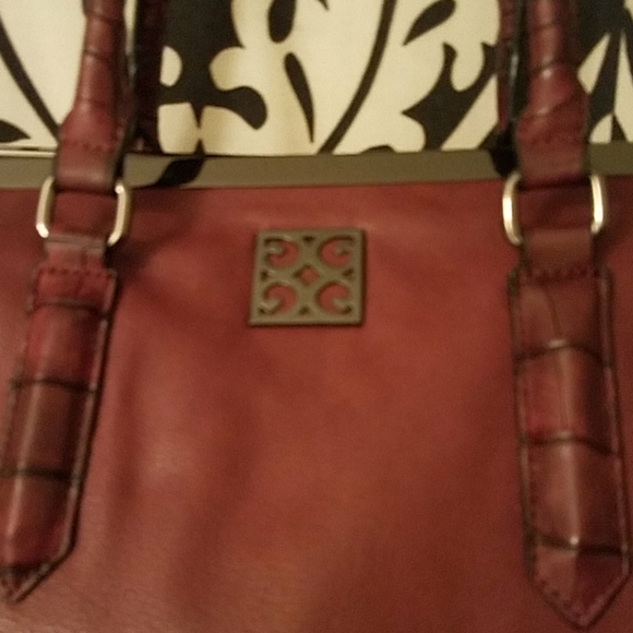 Gianni Bini | Bags | Burgundy Handbag | Poshmark